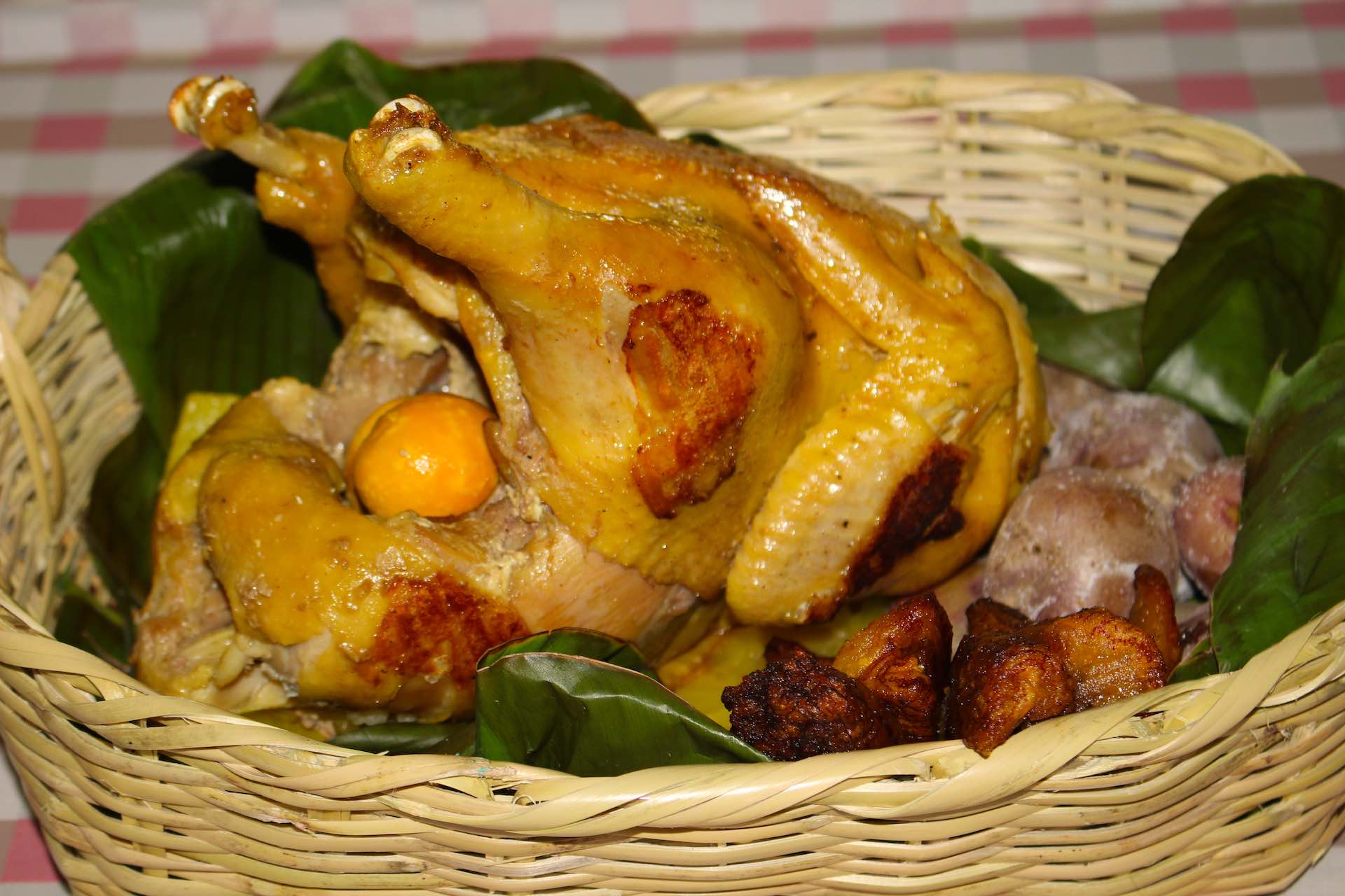 Gallina en Tocaima piqueteadero Maria T - Eventos comidas típicas